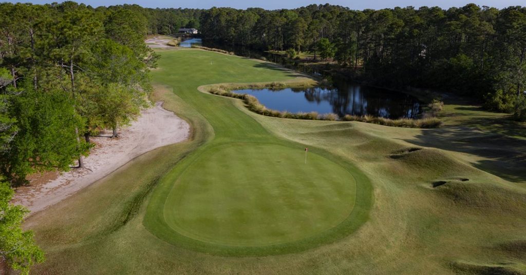 Founders Club - A blend of subtle mounding and natural sandy areas